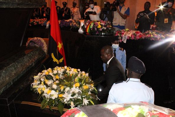 Dia da Independência Nacional: “Angola que temos é de paz” – garante ...