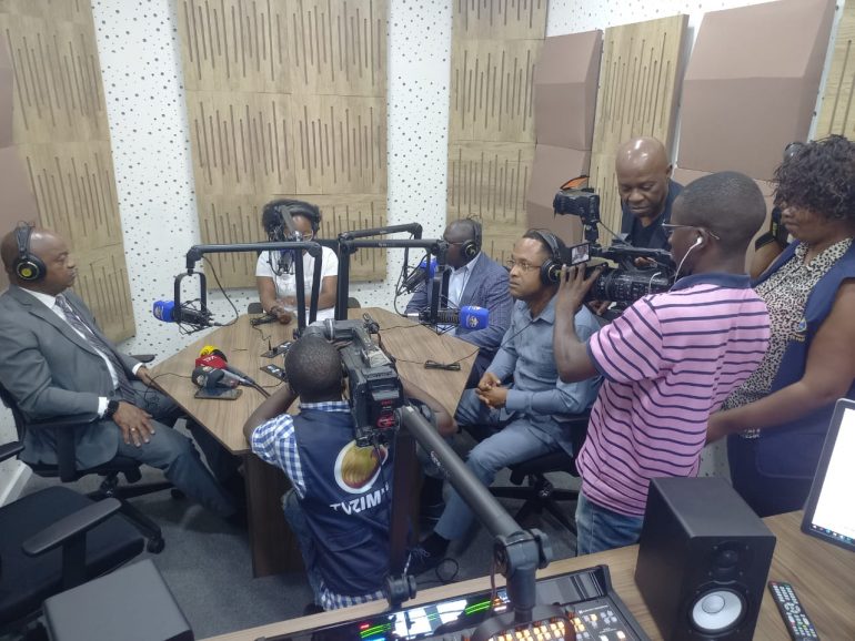 RNA: Ministro prestigia inauguração de 3 estúdios equipados com ...