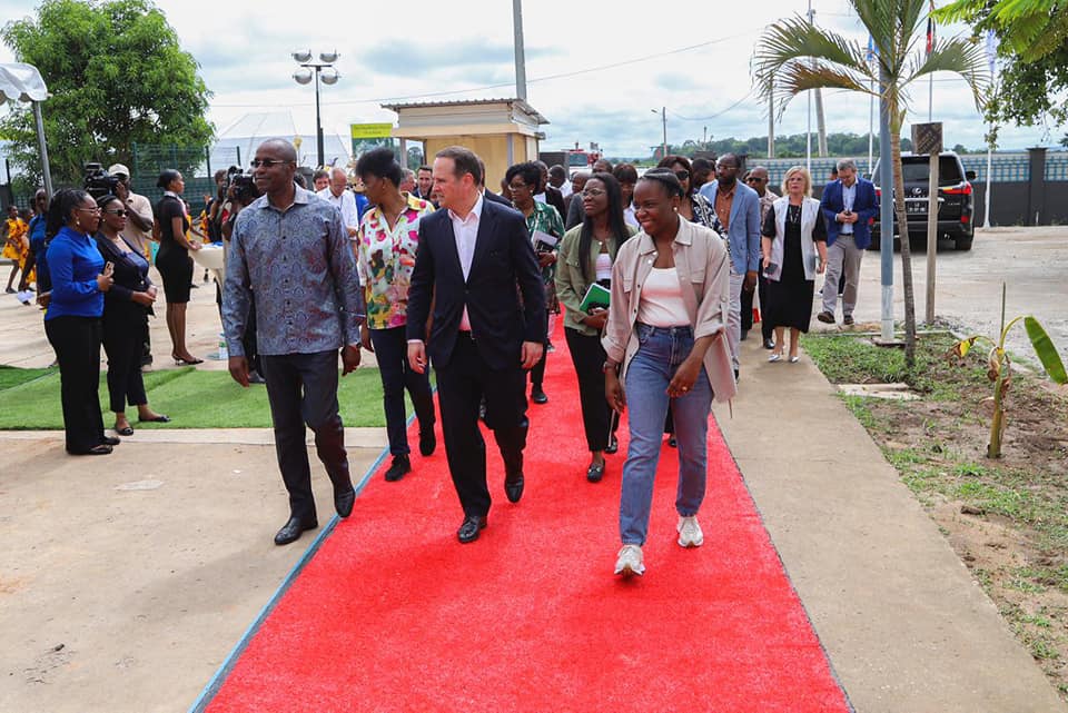 Concluídas primeiras casas para albergar famílias que vão ser ...