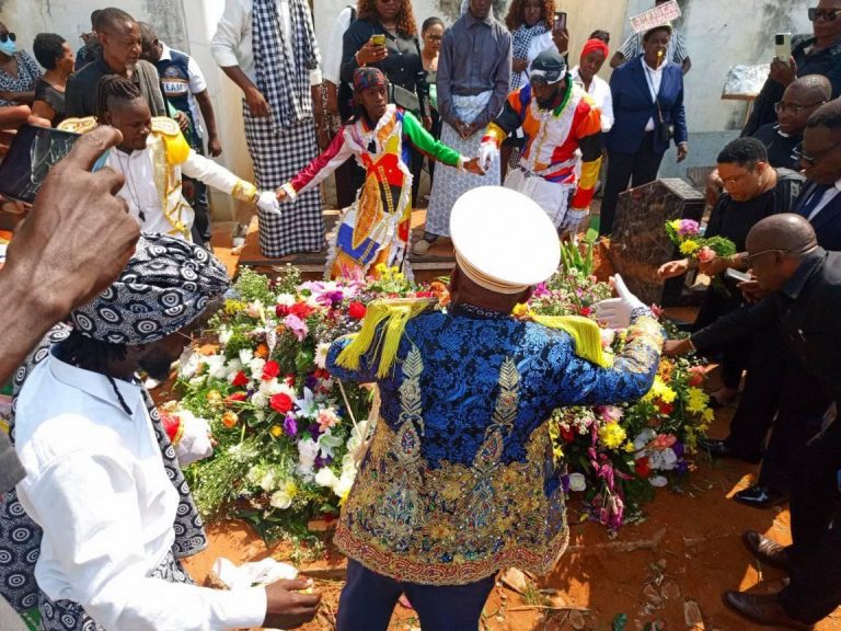 Bai reduz limite de carregamento mensal do cartão Kamba de 500 para 250 ...