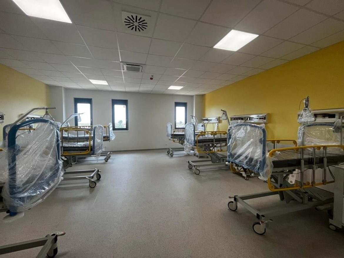 Rede sanitária de Luanda reforçada a partir de hoje com a entrada em ...