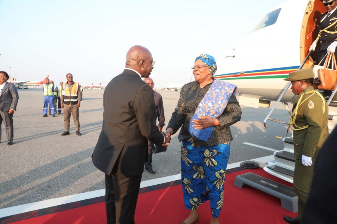 Presidente da Namíbia já em Luanda para Cimeira EUA-África – RNA