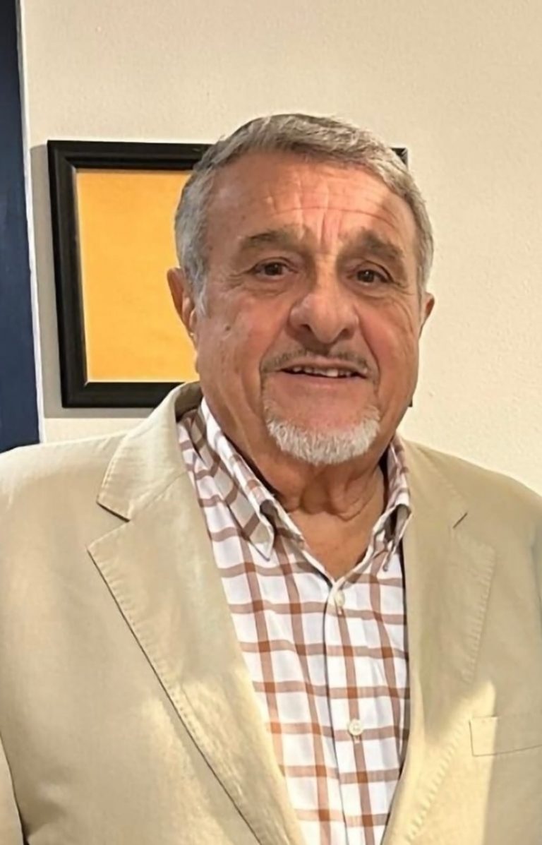 Embaixador António Luvualu de Carvalho lamenta morte de Carlos Teixeira “Cagi” – RNA